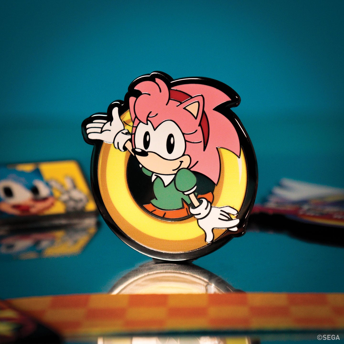 Sonic The Hedgehog – Amy Pin Badge – Fanattik